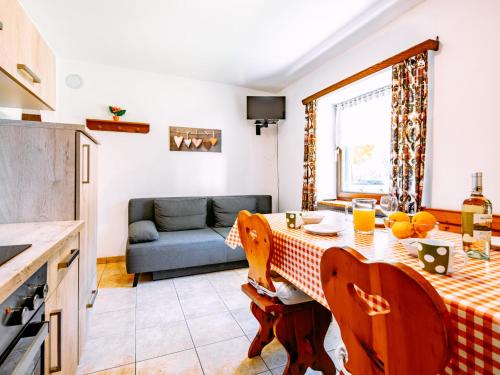 Apartment Cesa Minach-1 By Interhome - Canazei, TN, Italie
