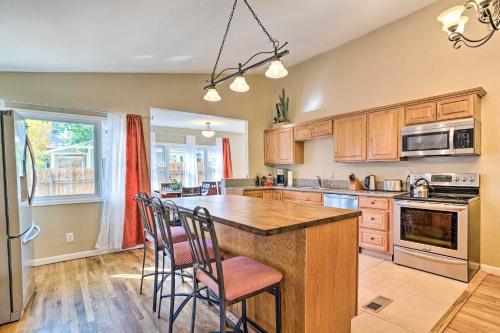 Family-friendly Home 2 Mi To Dtwn Colorado Springs - Colorado Springs
