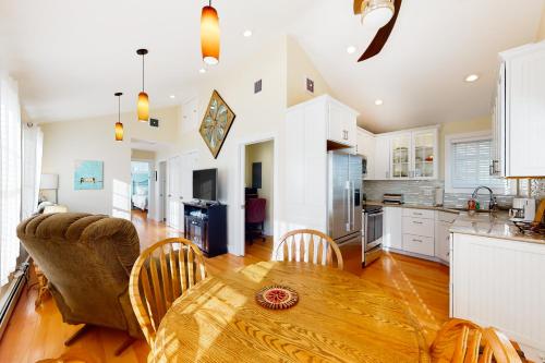 Eastwind Elegance - Kennebunk, ME