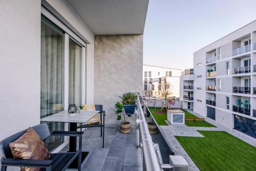 Amade Apartmanok 2 With Free Parking - Győr