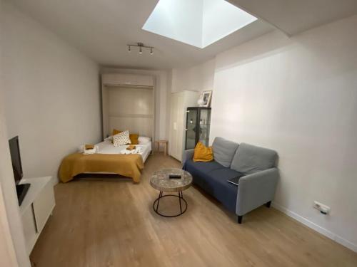 Bonito Estudio Con Terraza - Madrid