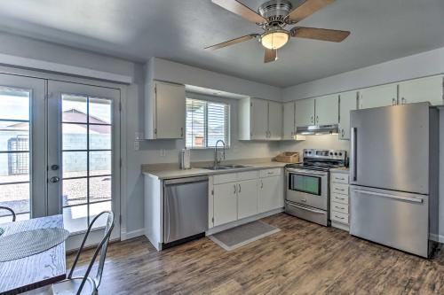 Private Yard! Pet-friendly Tucson Getaway - Tucson