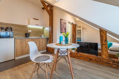 Apartments Jonashouse - Great Location Near Bratislava City Center- Personal Or Self Check-in - Bratislava