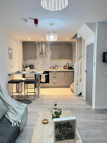 New Build Cosy Duplex Modern Apartment Greater Manchester - Manchester