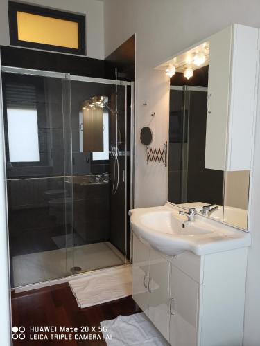 Guesthouse Central Station Group - Via Sammartini 15 - Mailand