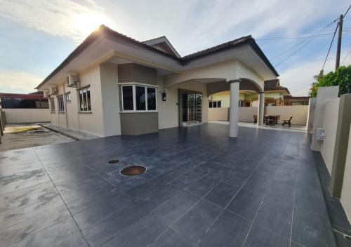 Air-home No 9 Kampung Boyan, 4br, 9pax, Netflix - Taiping