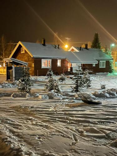 Yllastolli, Akaslompolo - Äkäslompolo