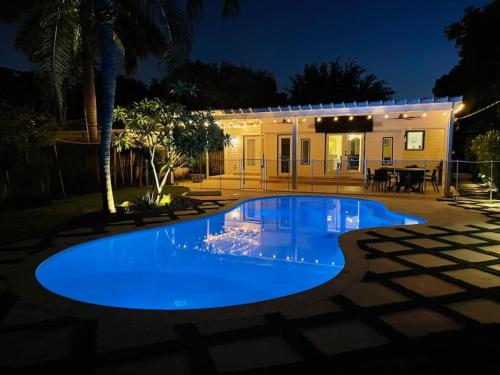 Victoria Park Oasis With Heated Pool And More - Fort Lauderdale