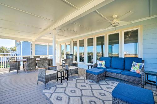 Stunning Surf City Home on Canal with Game Room, NC from $58pp