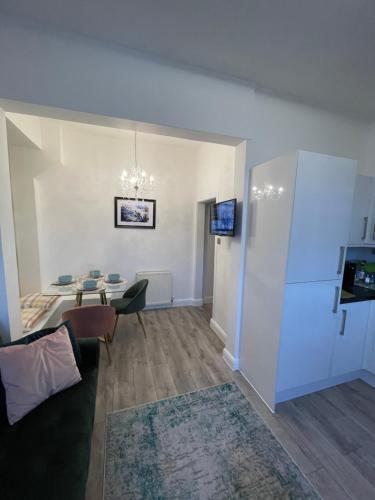 Amazing Getaways - The Place For You With Free Parking - Aberdeen