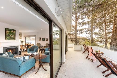 Platres Forty Pine Trees Cottage - Платрес