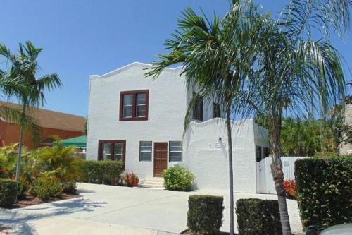 2 Bedroom Home Downtown West Palm Close To Beach - Palm Beach, FL