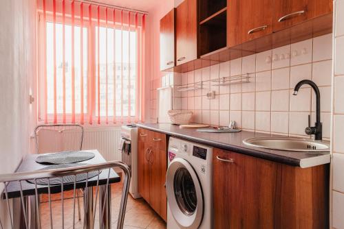 Romanian Athenaeum 1br Apartment With Amazing View - Bucharest