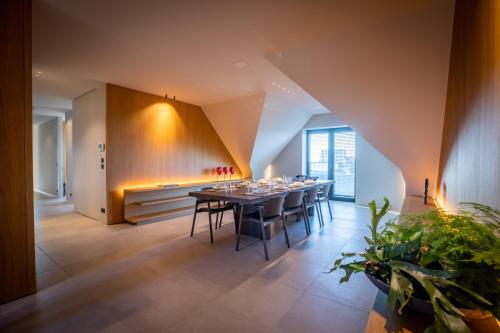 The Penthouse Nami, Branding, Ultra Luxurious Japanese Design Sea View - Cadzand