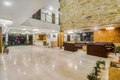 11 Best Hotels in Katra (Jammu and Kashmir), India