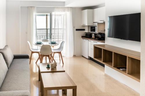 Calma Apartments - Benidorm