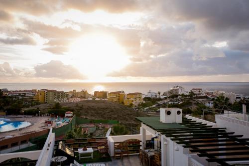 204 Atalaya 2 Bedrooms, Sea View, Private Parking - Costa Adeje
