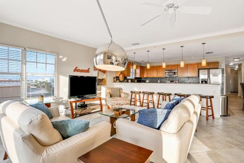Palms Of Treasure Island 405 - Madeira Beach, FL