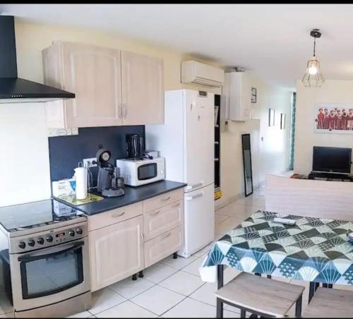 T1 Proximite De Montpellier. - Juvignac