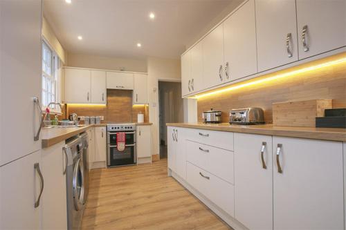 Craigievern Holiday Cottage - Loch Lomond