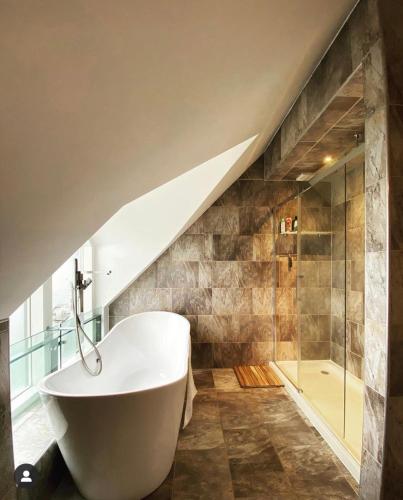 The Lodge At Muir Estate - Lake Of Menteith