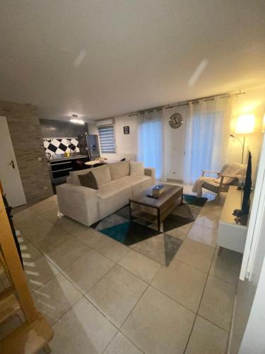 Appartement Duplex T3 - Paris - Roissy Cdg - Parc Des Expositions - Disney - Asterix - Villepinte