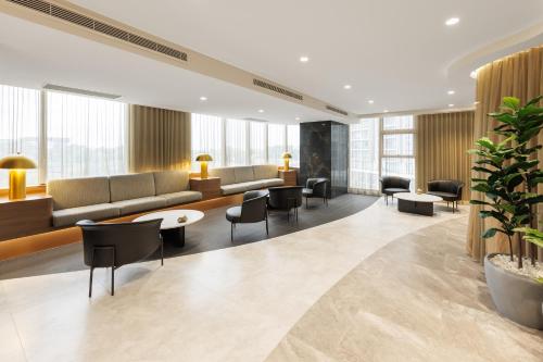 Meriton Suites George Street, Parramatta - Parramatta