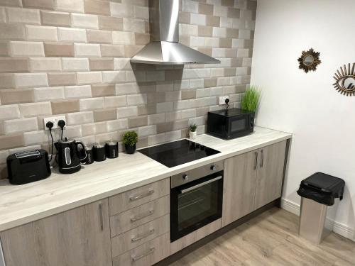 Luxurious 2 Bed Apartment In Heart Of Burnley With Private Parking - Burnley