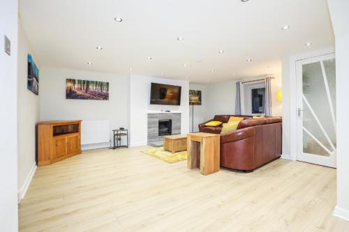 Tomnahurich Street House - 10 Pax - Inverness