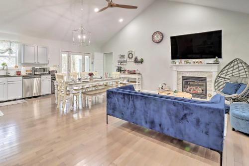 Gas Grill, Lake Access: Scenic Poconos Retreat! - East Stroudsburg, PA