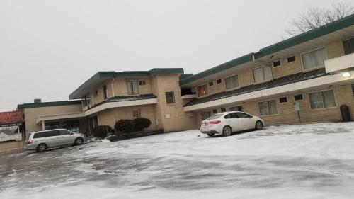 Valued Stay Aloha - Madison, WI