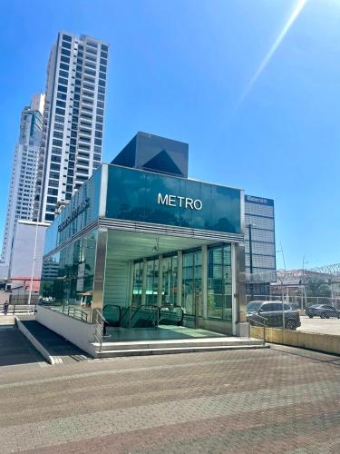 Centrico Apartamento Barrio De La Exposicion - Panama City