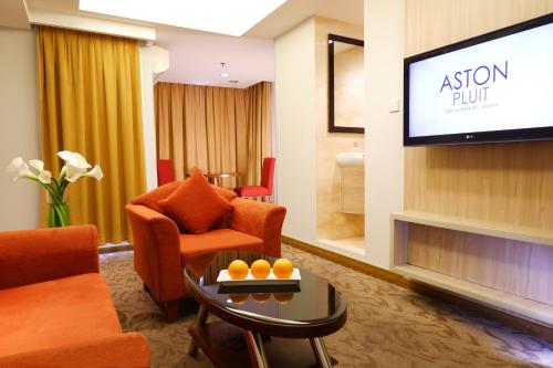 11 Best Hotels in Pluit, Jakarta