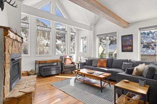 Viking Lodge 109 - Viking Venue - Silverton, CO