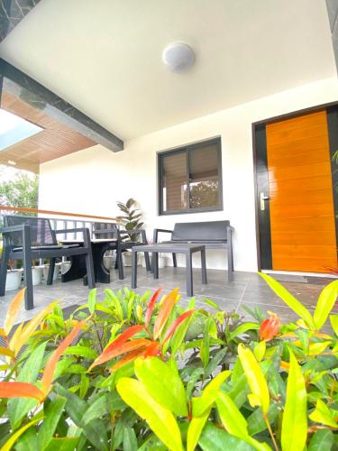 Aurora Villas and Cabin Resort in Clark, Philippines - reviews, prices | Planet of Hotels