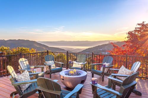 Family Friendly Massanutten Home With Beautiful Mountain Views! - Massanutten, VA