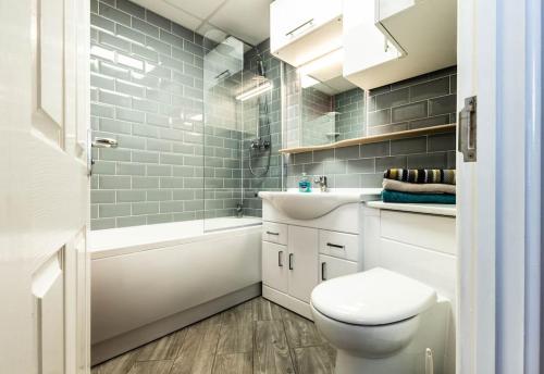 Comfy Apartment 16 Easy Access To Central London - Epsom