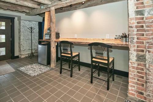 Craftsman Hideaway At The 1841 Farmhouse - Middletown, NY