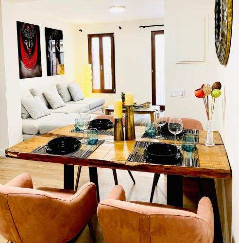 Hotel Apartment With 2-en Suite Bedrooms - Palma