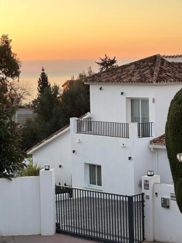 Luxury Villa Andalucia Seaview Private Pool Close To Centre - Benalmádena
