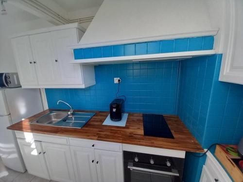 Appart 2/4 Pers Proche Centre Avec Balcon, Parking - Narbonne