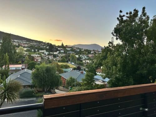 Mt Wellington Balcony House - Wake Up To The Summit - Hobart