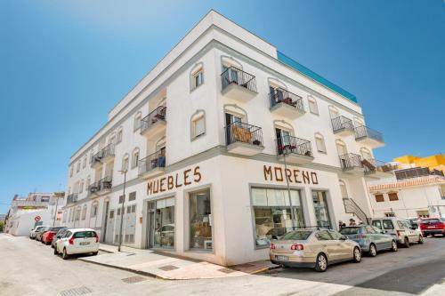City Apartment With Workspace, Pool & Parking - Tarifa