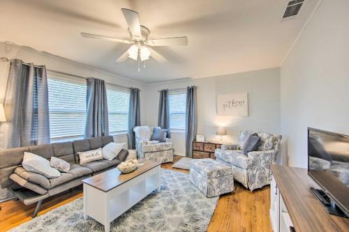 Longview Vacation Rental Home 4 Mi To Dtwn - Longview, TX