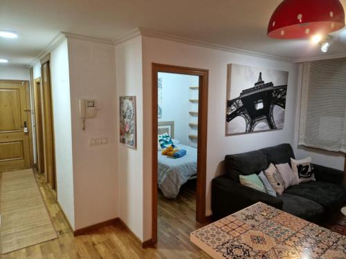 Pleno Centro, Alameda, 5 Minutos Casco Vello Y Estacion Ave - Vigo