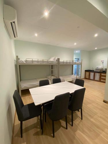 10 Best Homestays Near Bukit Rambai, Malaysia | Trip101