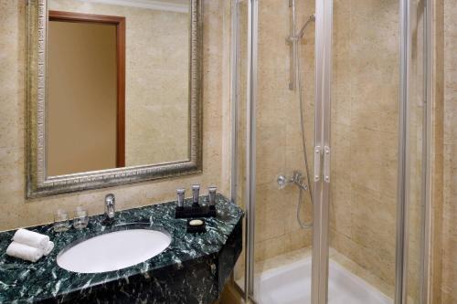 Dead Sea Marriott Resort & Spa in Sowayma, Jordan - 3000 reviews, price ...