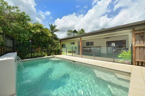 Tropical Oasis - Cairns