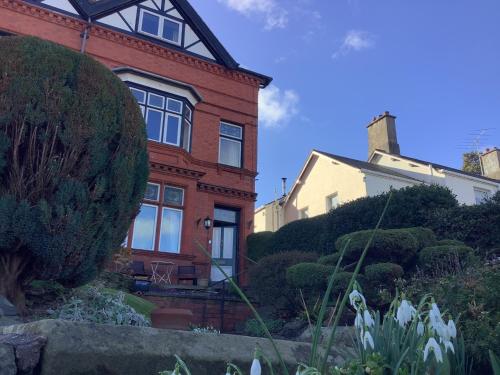 The Views Bed And Breakfast - Llangollen