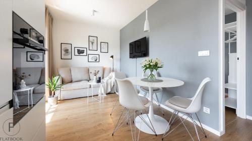 Flatbook - City Center Spa Apartments Torunska 11 - Danzica